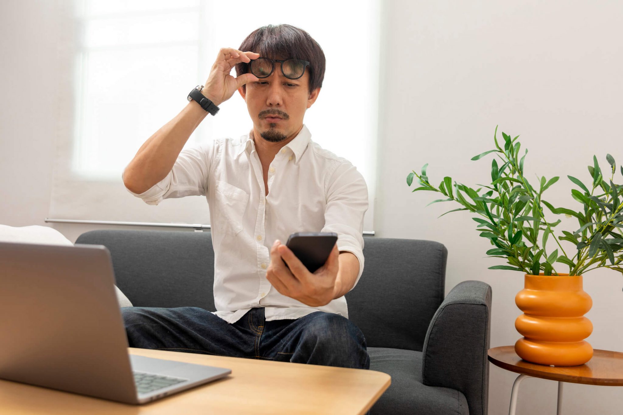 Long-Sightedness (Hyperopia) Treatment | Microprism Vision